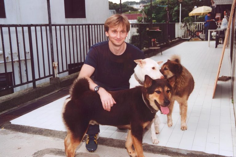 Gregory Charles Rivers' Journey from Childhood to Acting - Hokwokwing.hk